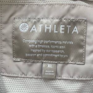 Athleta | Jackets & Coats | Athleta Drip Drop Rain Jacket Coat Windbreaker Xl Dove Gray ...